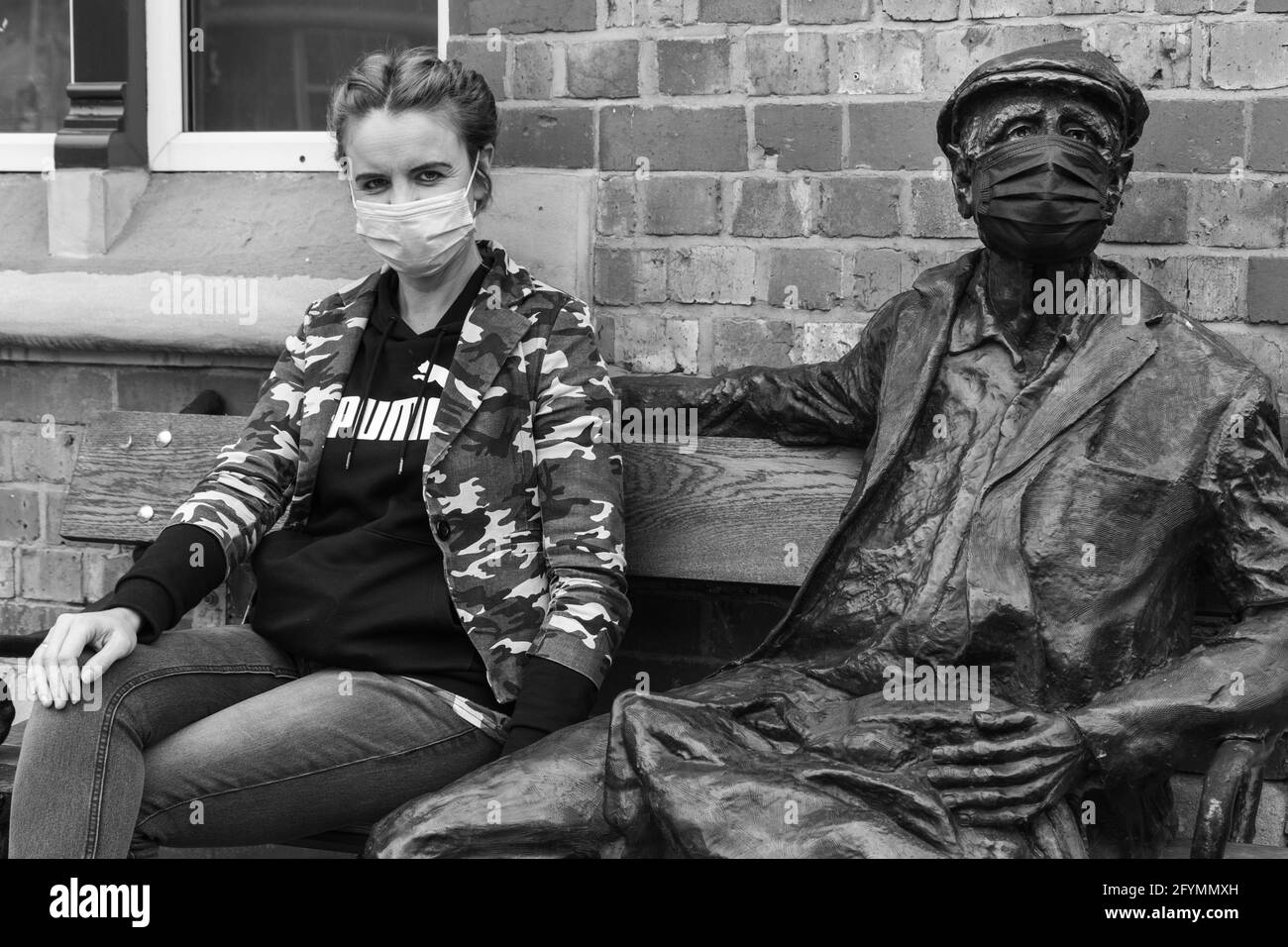 Bench station Black and White Stock Photos & Images - Alamy