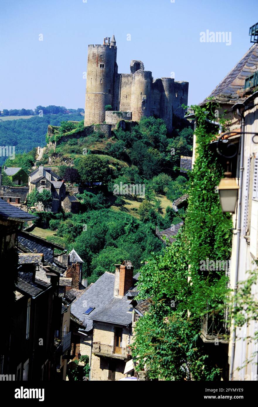 FRANCE. AVEYRON (12) NAJAC MEDIEVAL VILLAGE. THE CASTLE (XIIITH CENTURY ...