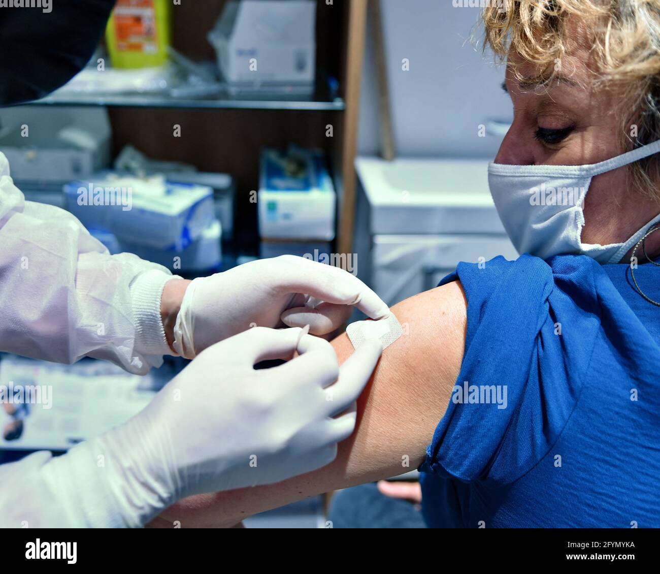 AstraZeneca vaccination in a pharmacy in Seine-Saint-Denis, near Paris ...
