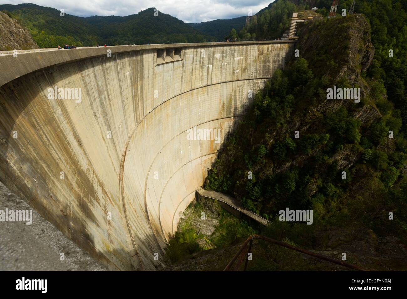 Vidraru Dam is technological landmark of Romania Stock Photo - Alamy