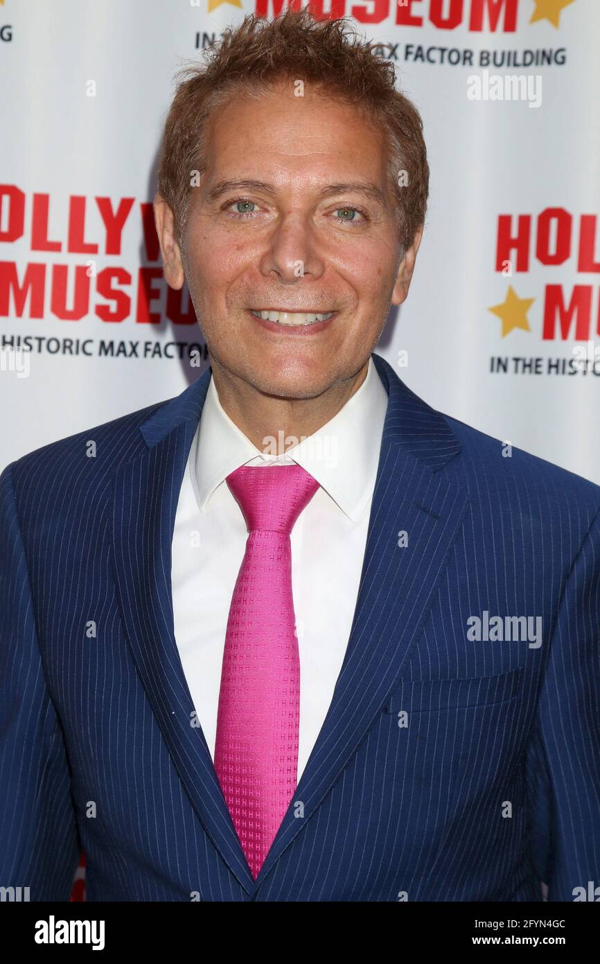 Michael feinstein 2021 hi-res stock photography and images - Alamy
