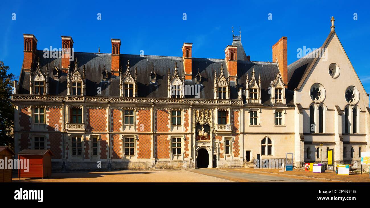 Entrance of gorgeous gothic castle Chateau de Blois on river Loire ...