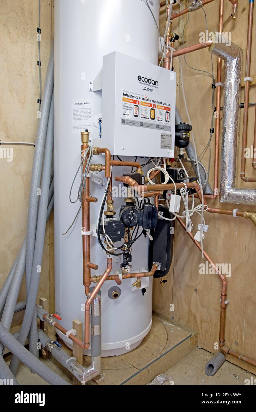 Ecodan R32 Ultra Quiet PUZ Monobloc Air Source Heat Pump just installed ...