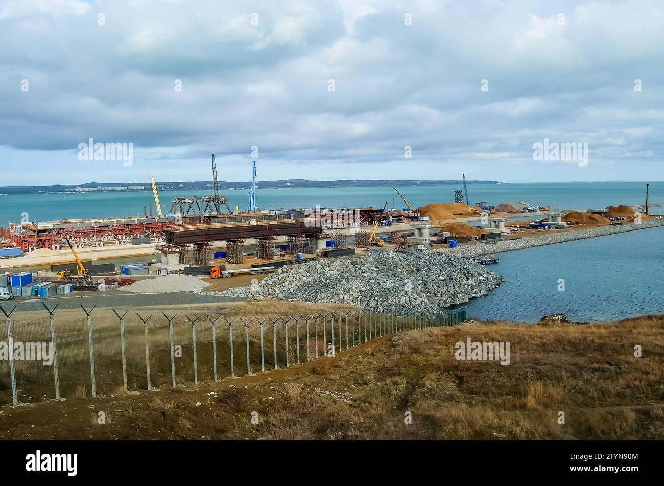 Kerch bridge hi-res stock photography and images - Alamy