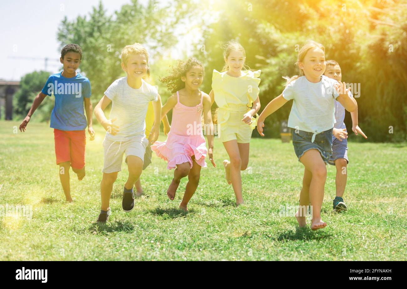 Children playing running mexico hi-res stock photography and images - Alamy