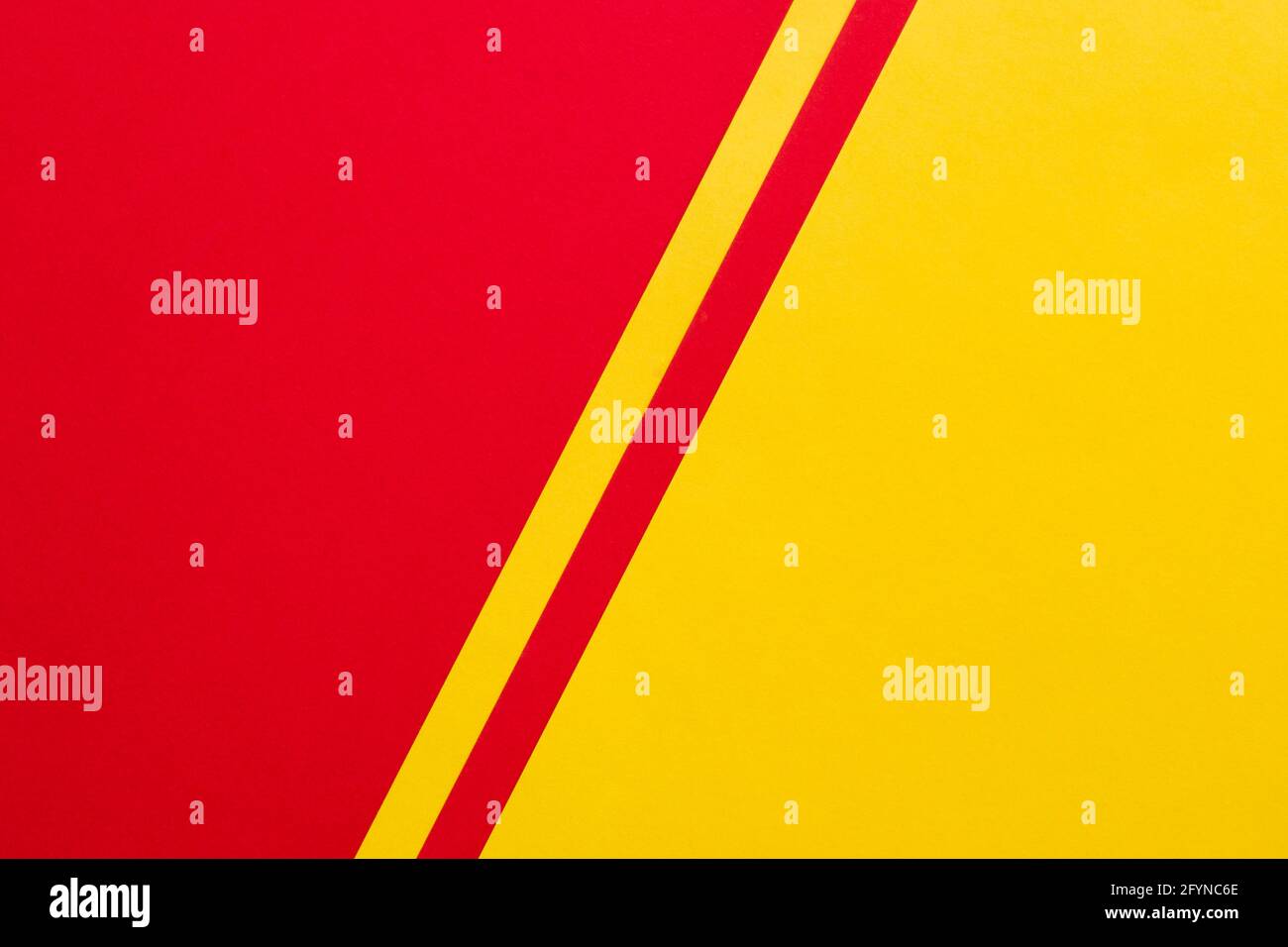 Yellow contrast hi-res stock photography and images - Alamy