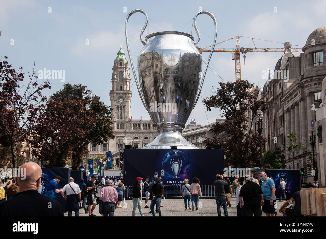Chelsea champions league final portugal hi-res stock photography and ...