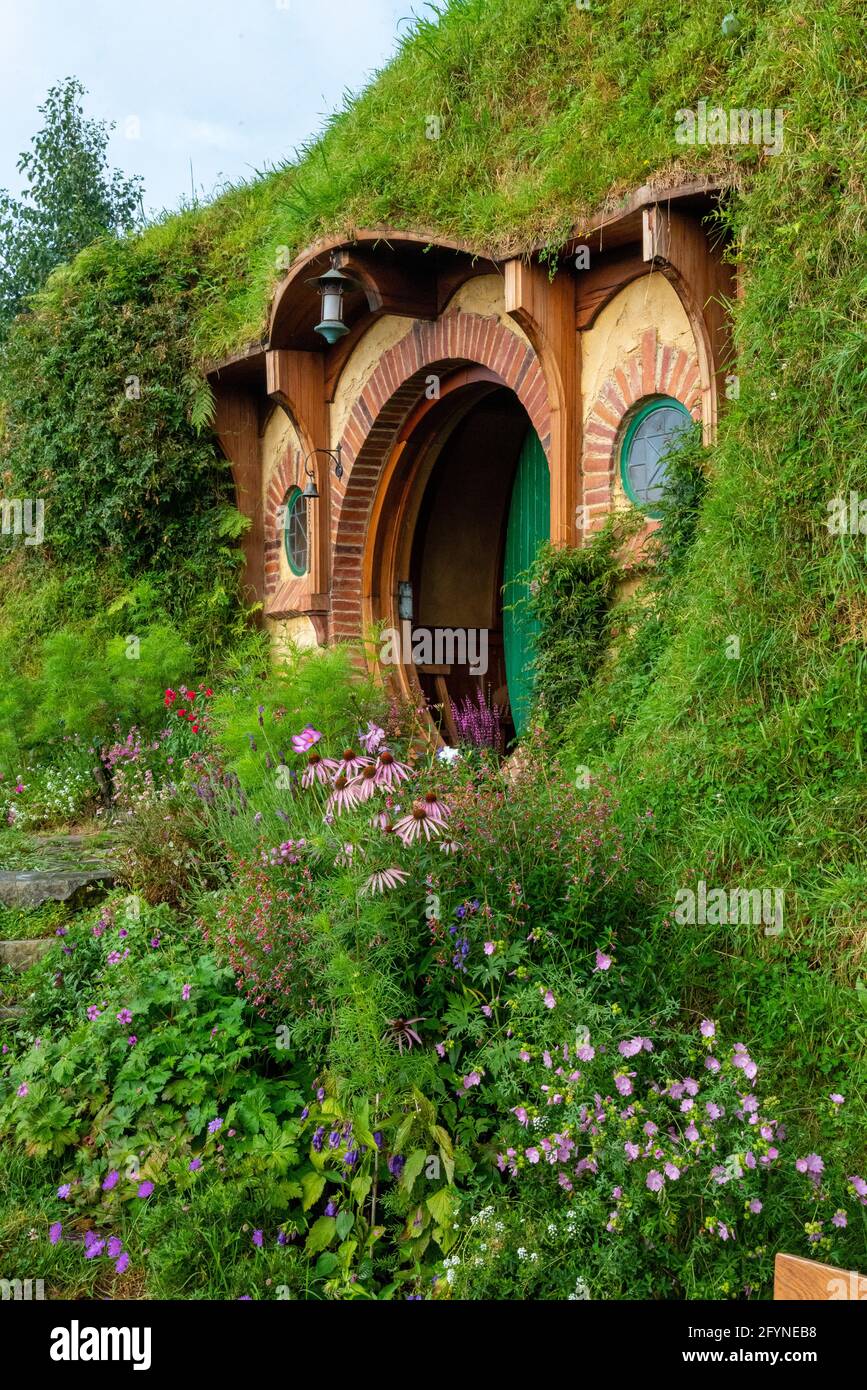 Bag End Hobbiton High Resolution Stock Photography and Images - Alamy