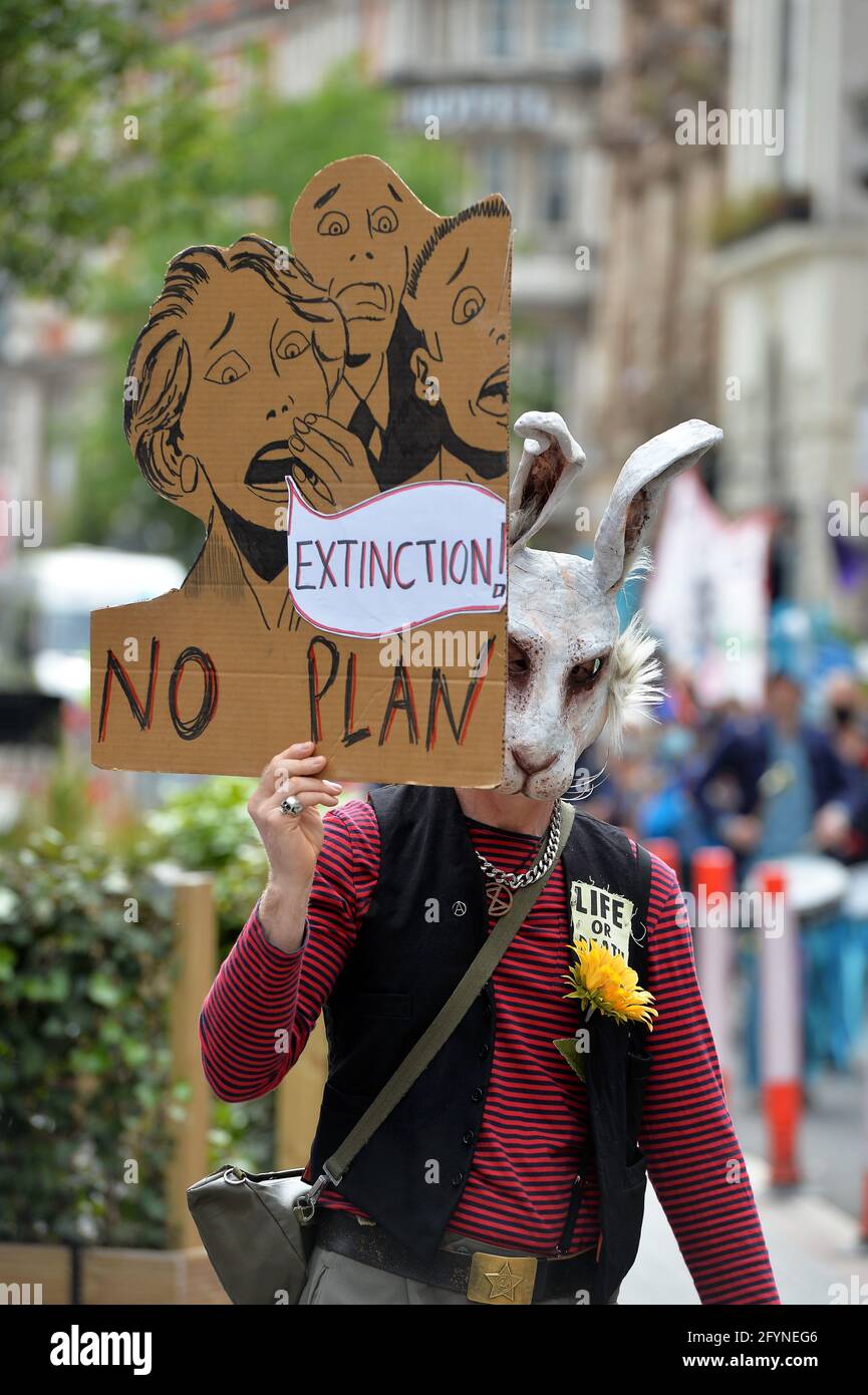 Leicester, Leicestershire, UK 29th May 2021. UK News. An Extinction ...