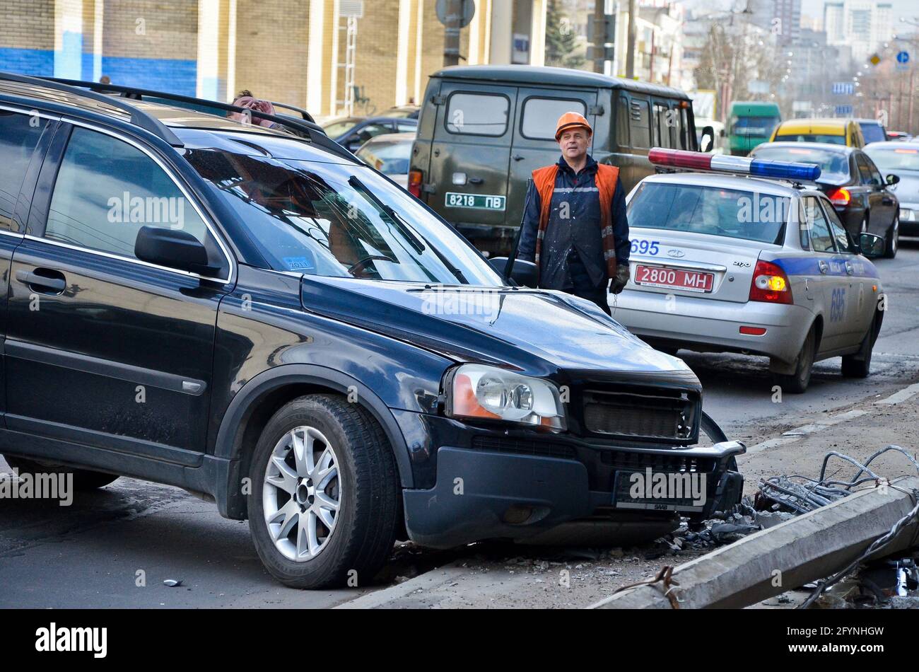 Car hit by fence hi-res stock photography and images - Alamy