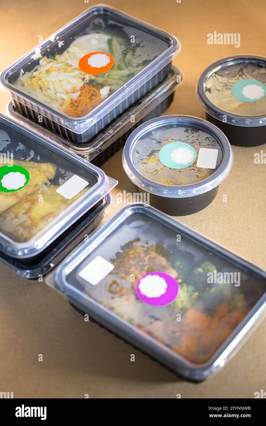 Daily food in containers. Food delivery Stock Photo - Alamy