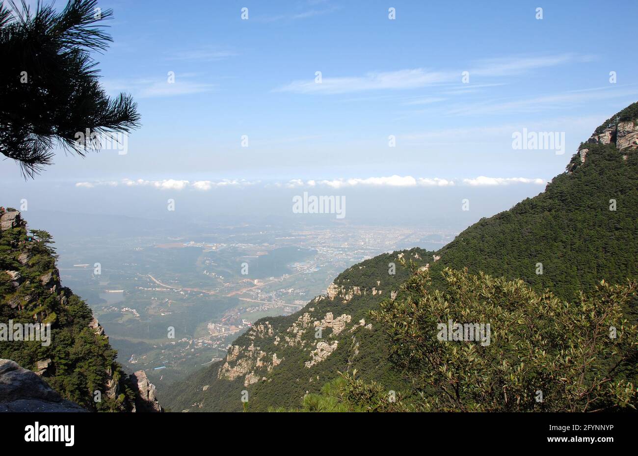 Lu mountain hi-res stock photography and images - Alamy