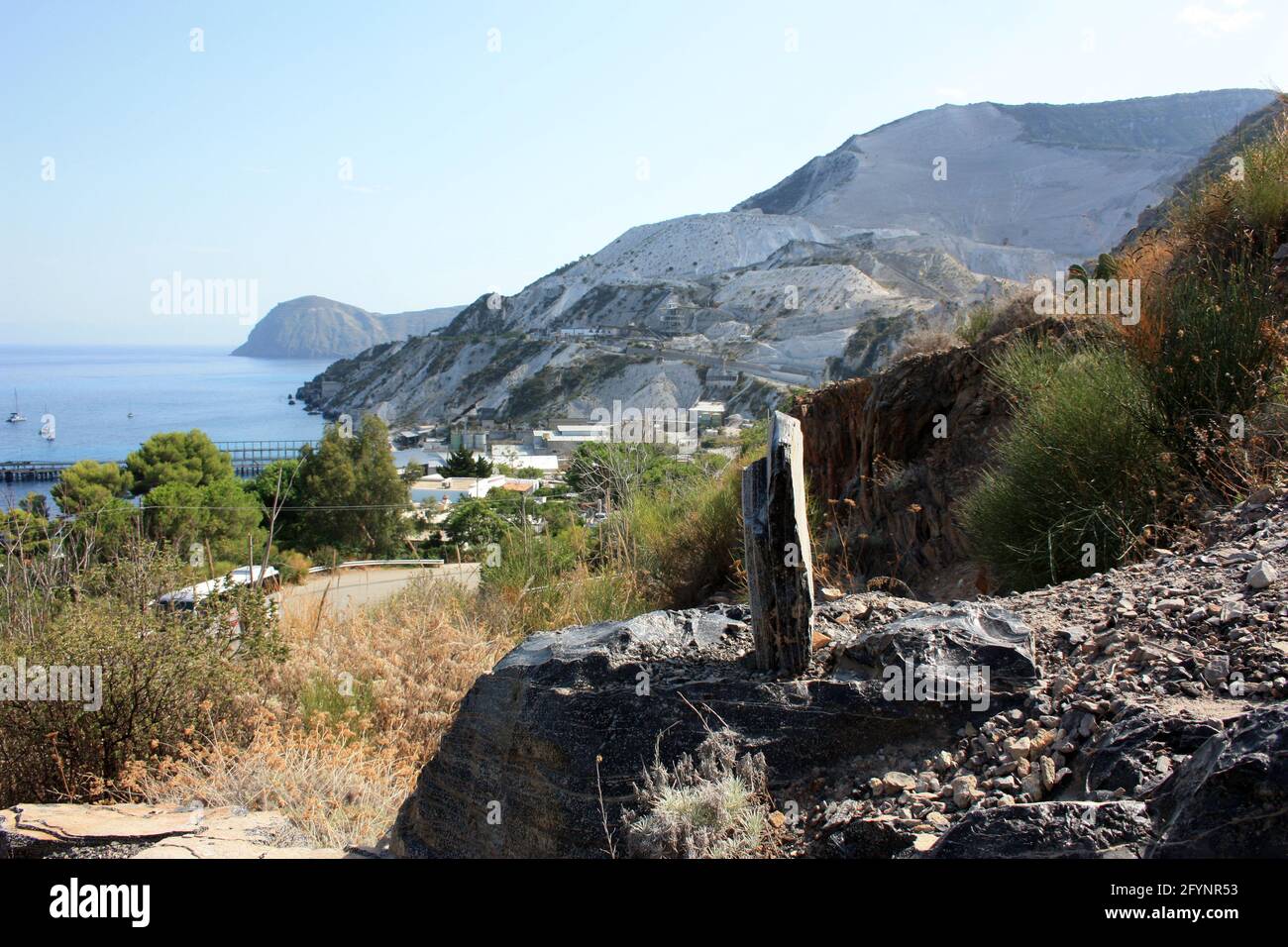 Glass mountain obsidian hi-res stock photography and images - Alamy