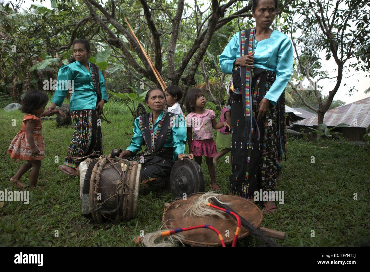 Fight instrument hi-res stock photography and images - Alamy