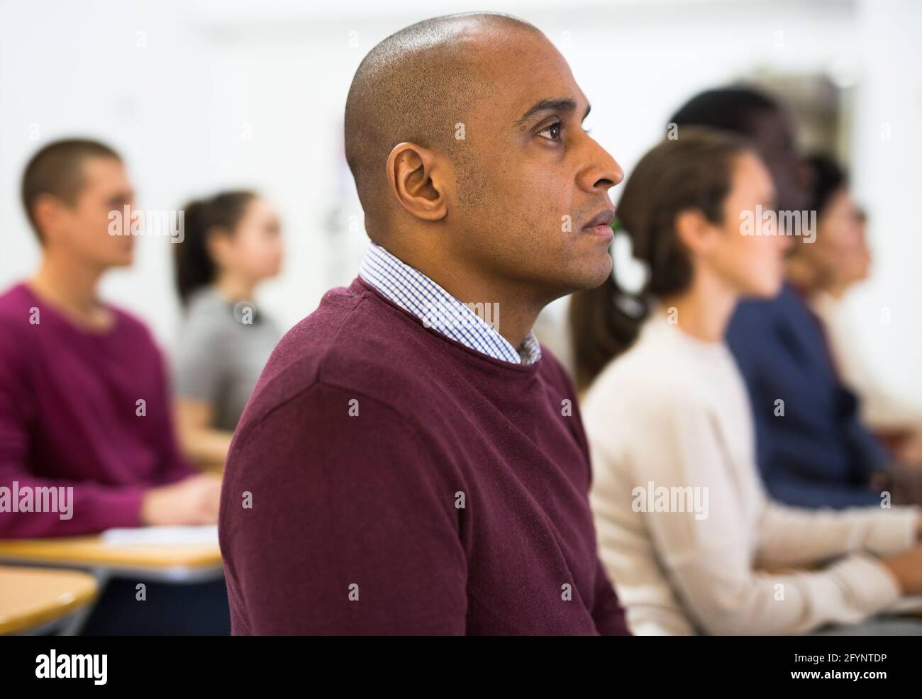 Student groups tables hi-res stock photography and images - Alamy