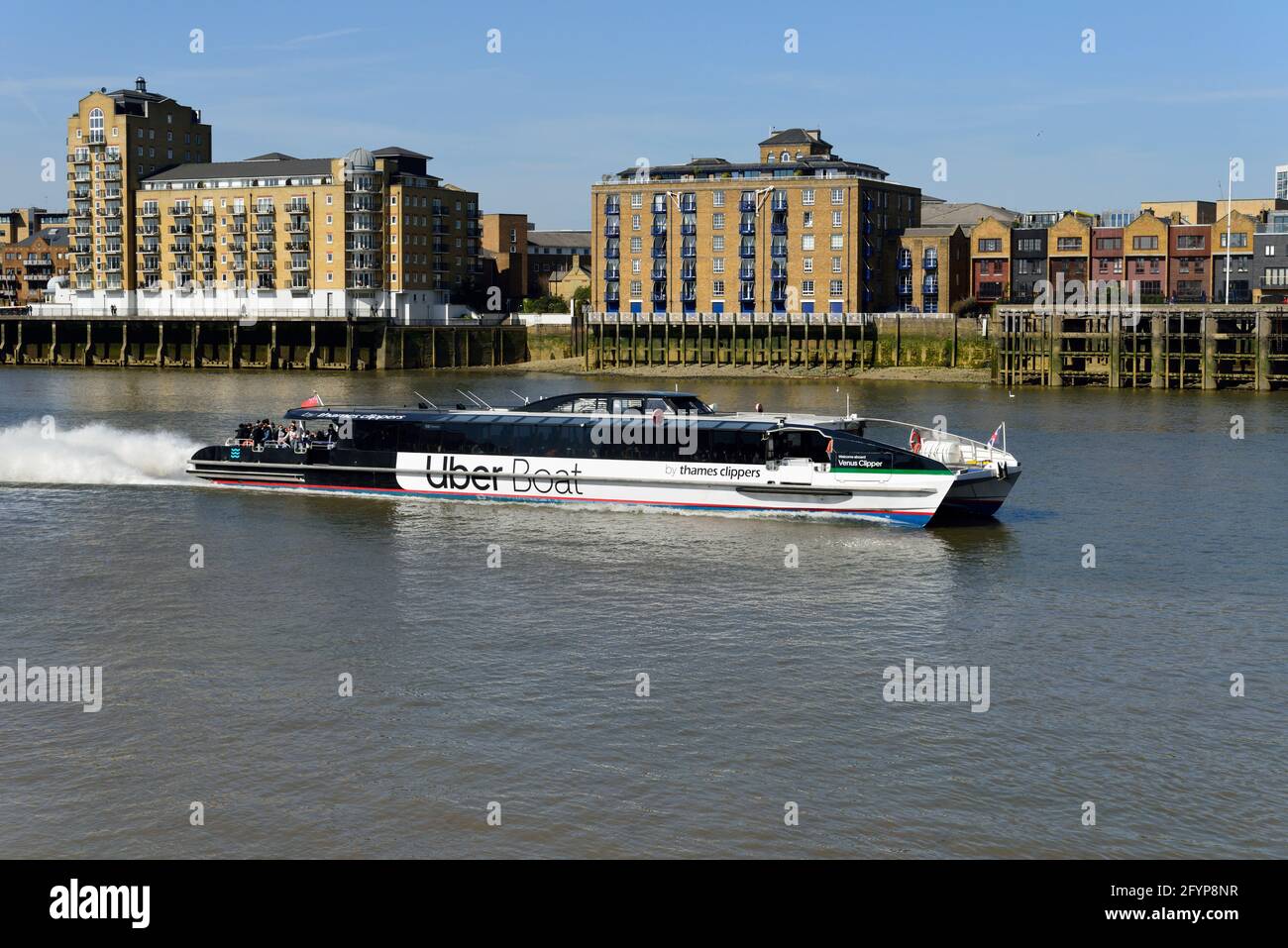 River thames clipper boat hi-res stock photography and images - Alamy
