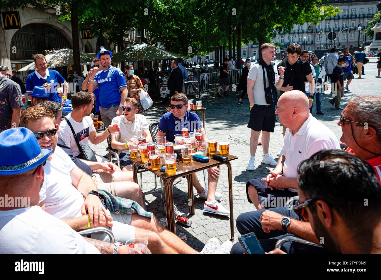 Chelsea champions league final portugal hi-res stock photography and ...