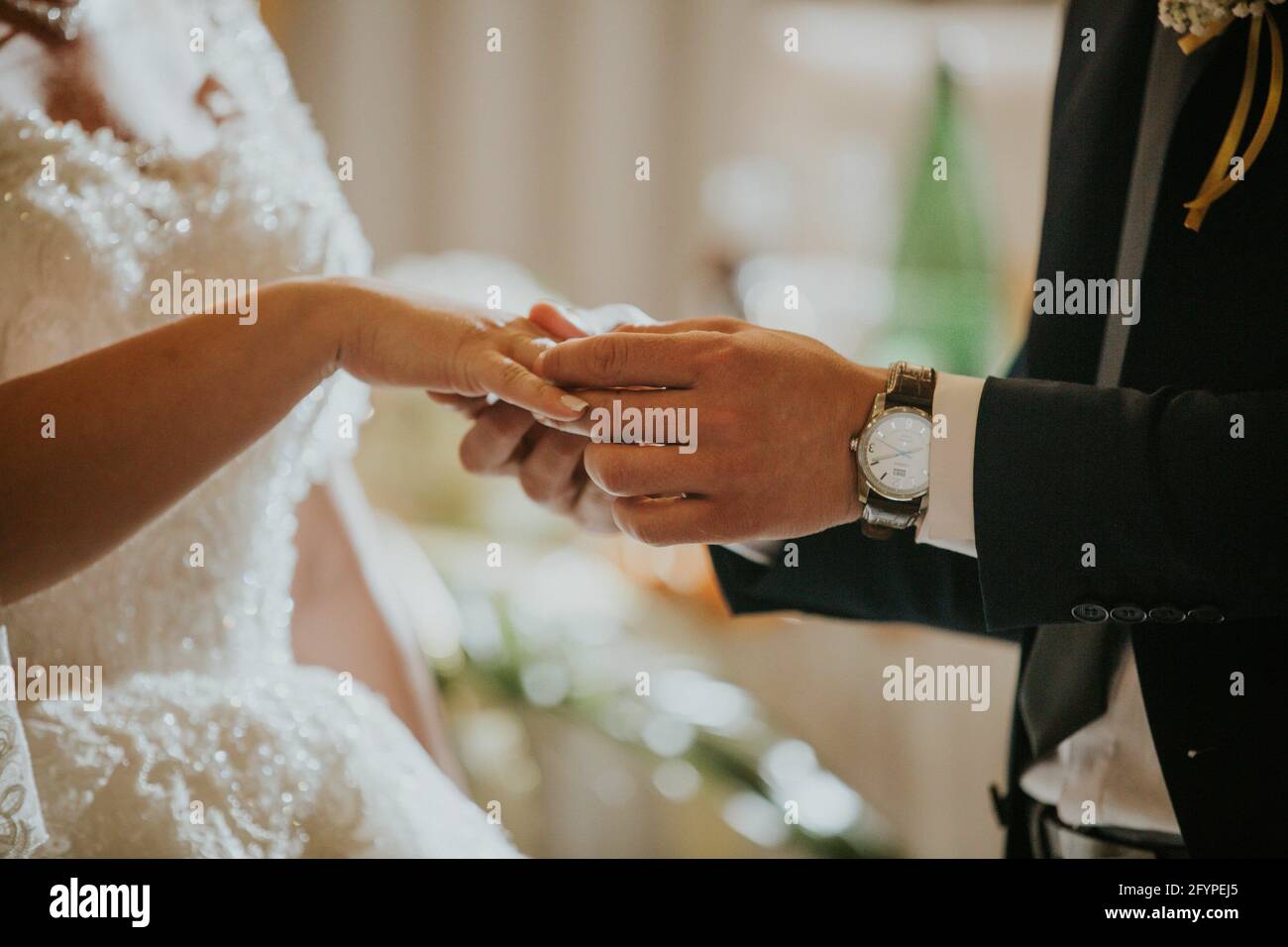 Ceremony of wedding ring exchange Stock Photo - Alamy