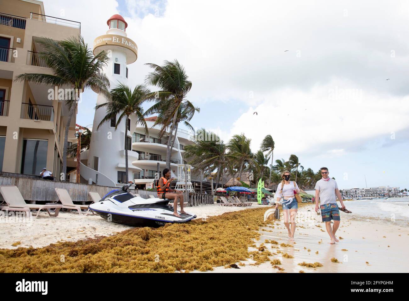 Sarah shipman hi-res stock photography and images - Alamy