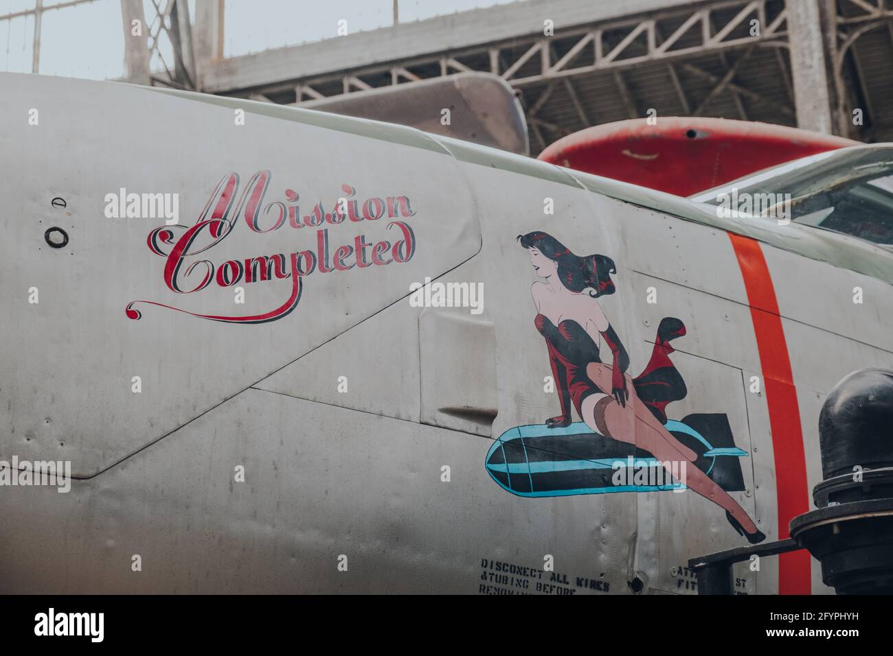 Pin up girl in world war ii hi-res stock photography and images - Alamy