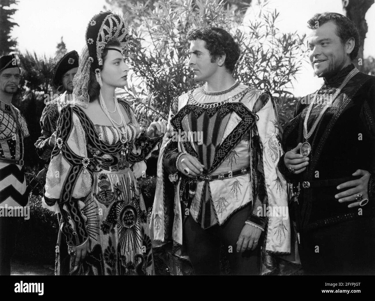 Prince of foxes 1949 Black and White Stock Photos & Images - Alamy