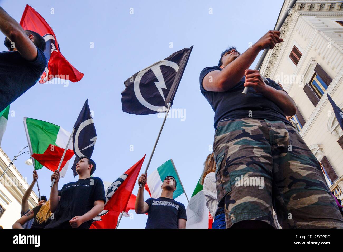 Bandiere e hi-res stock photography and images - Alamy