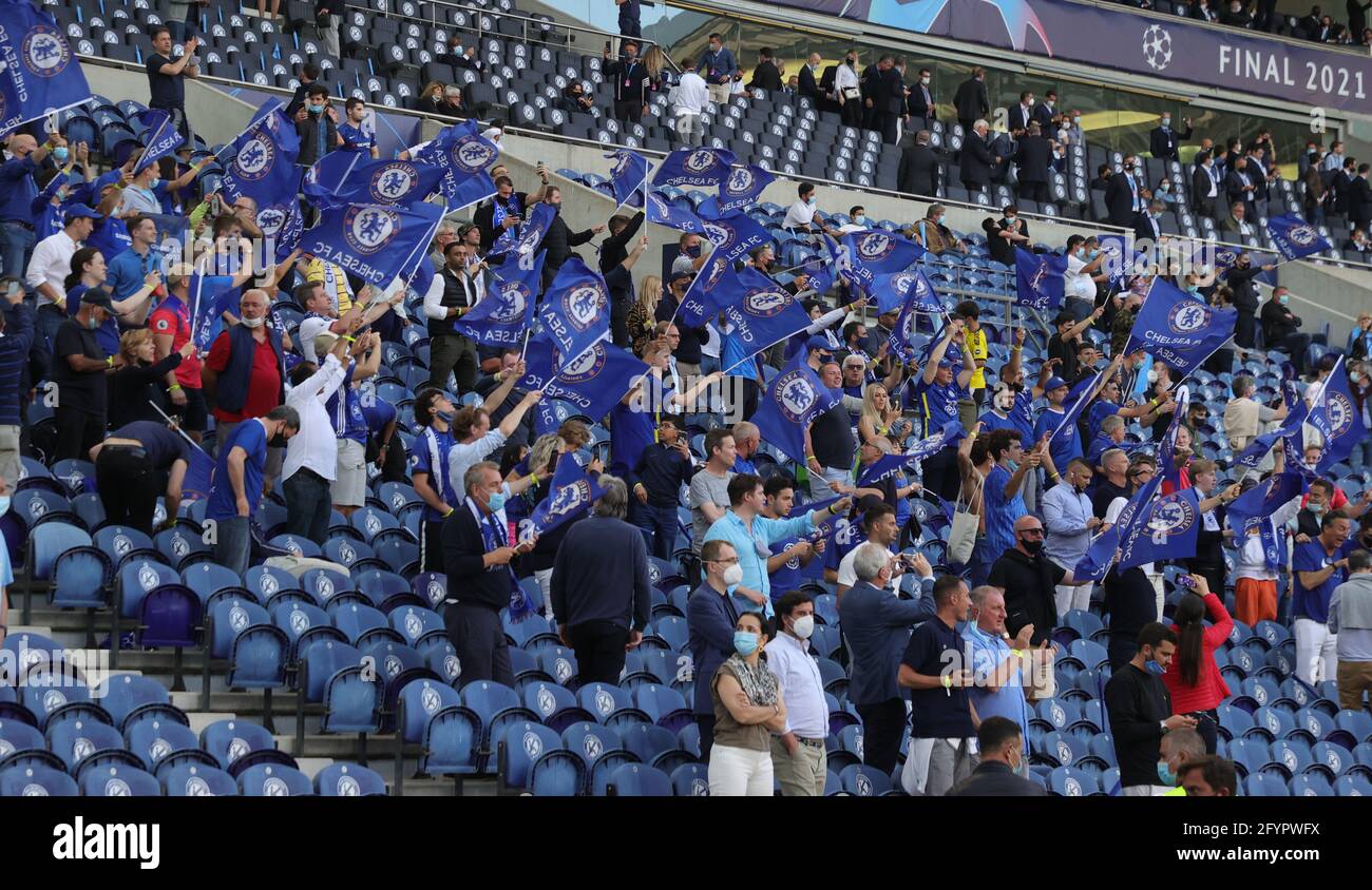 PORTO, PORTUGAL - MAY 29: Chelsea fans before the UEFA Champions League ...