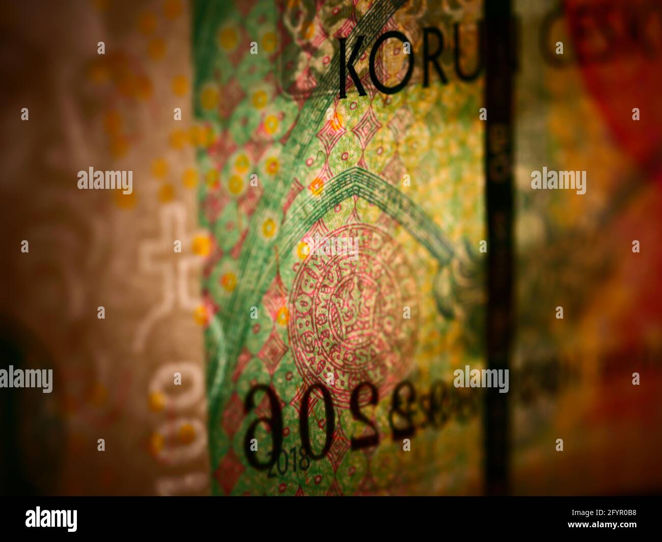 100 czech koruna bill hi-res stock photography and images - Alamy