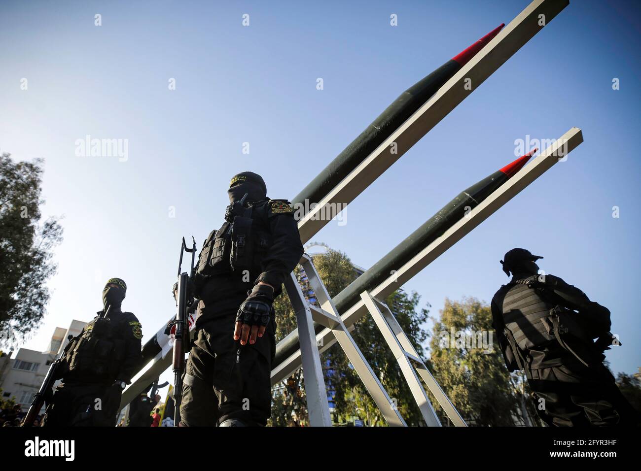 Fighters from the Saraya al-Quds Brigades, the armed wing of the ...