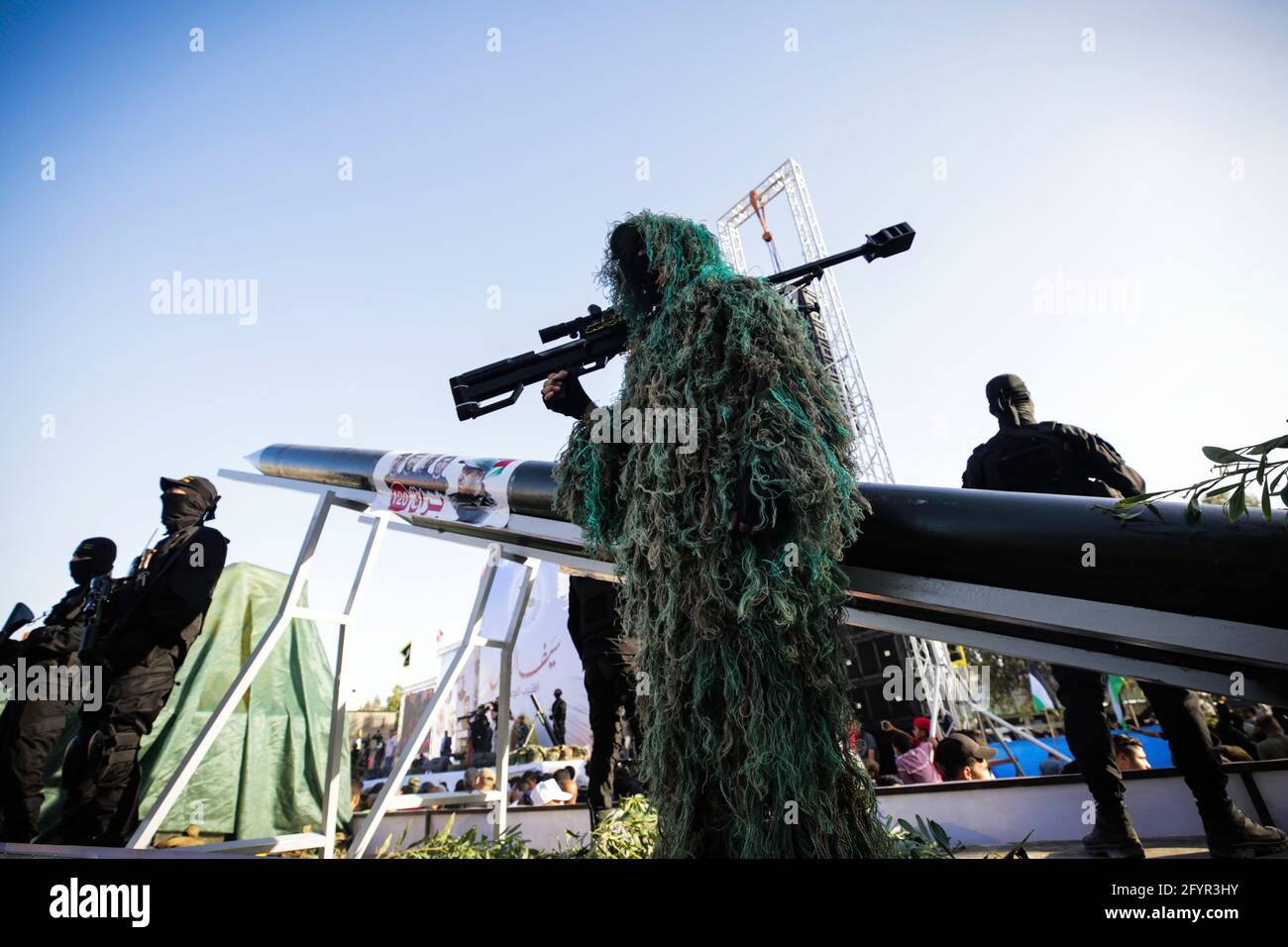 Fighters from the Saraya al-Quds Brigades, the armed wing of the ...