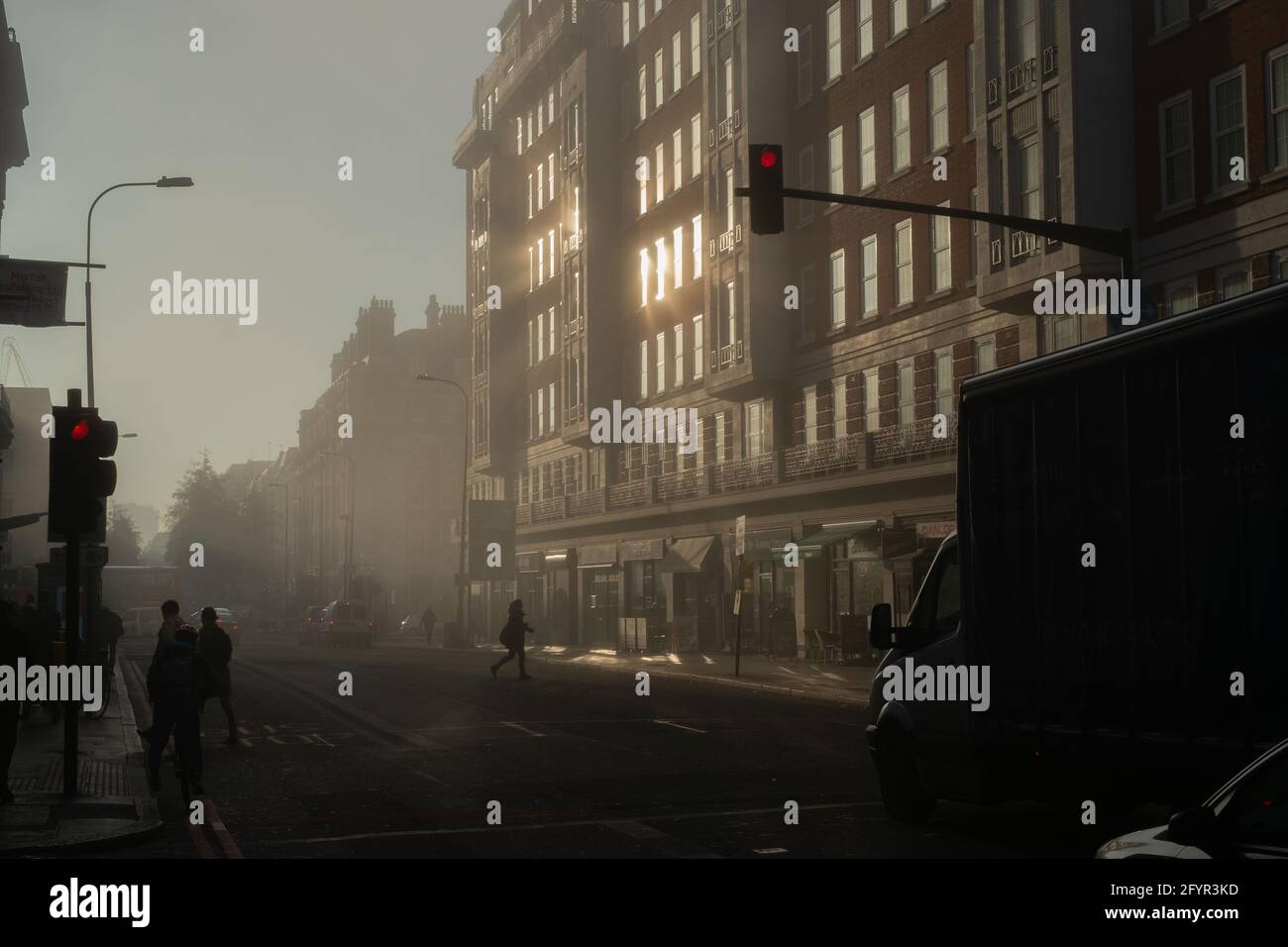 Mist london street hi-res stock photography and images - Alamy