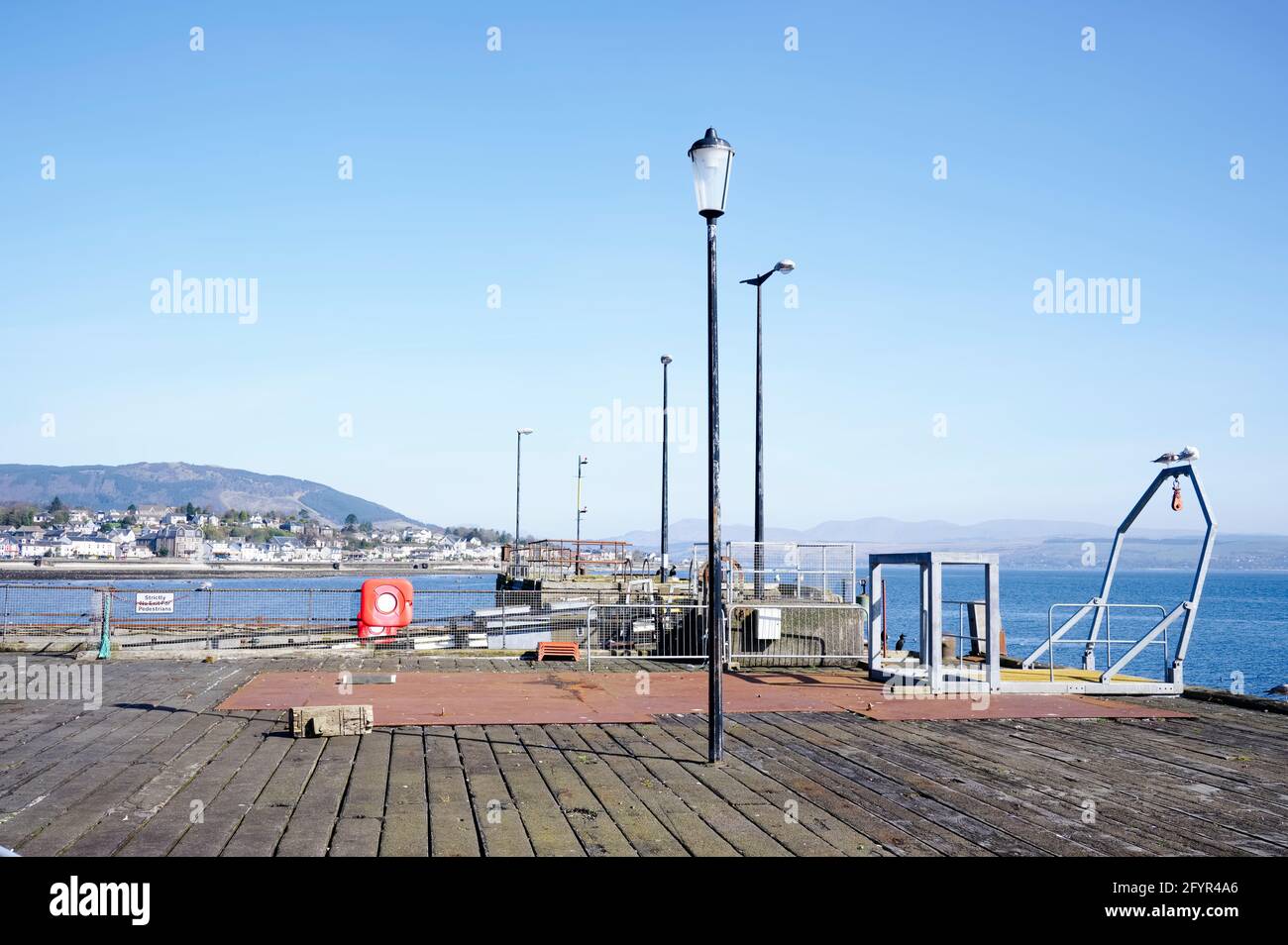 Abandoned old Victorian wooden pier building at Dunoon Stock Photo - Alamy