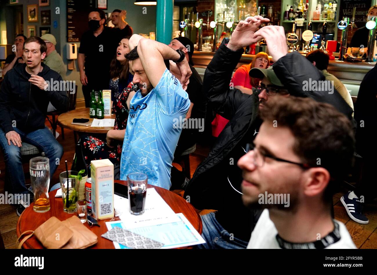 Tib street manchester tavern hi-res stock photography and images - Alamy