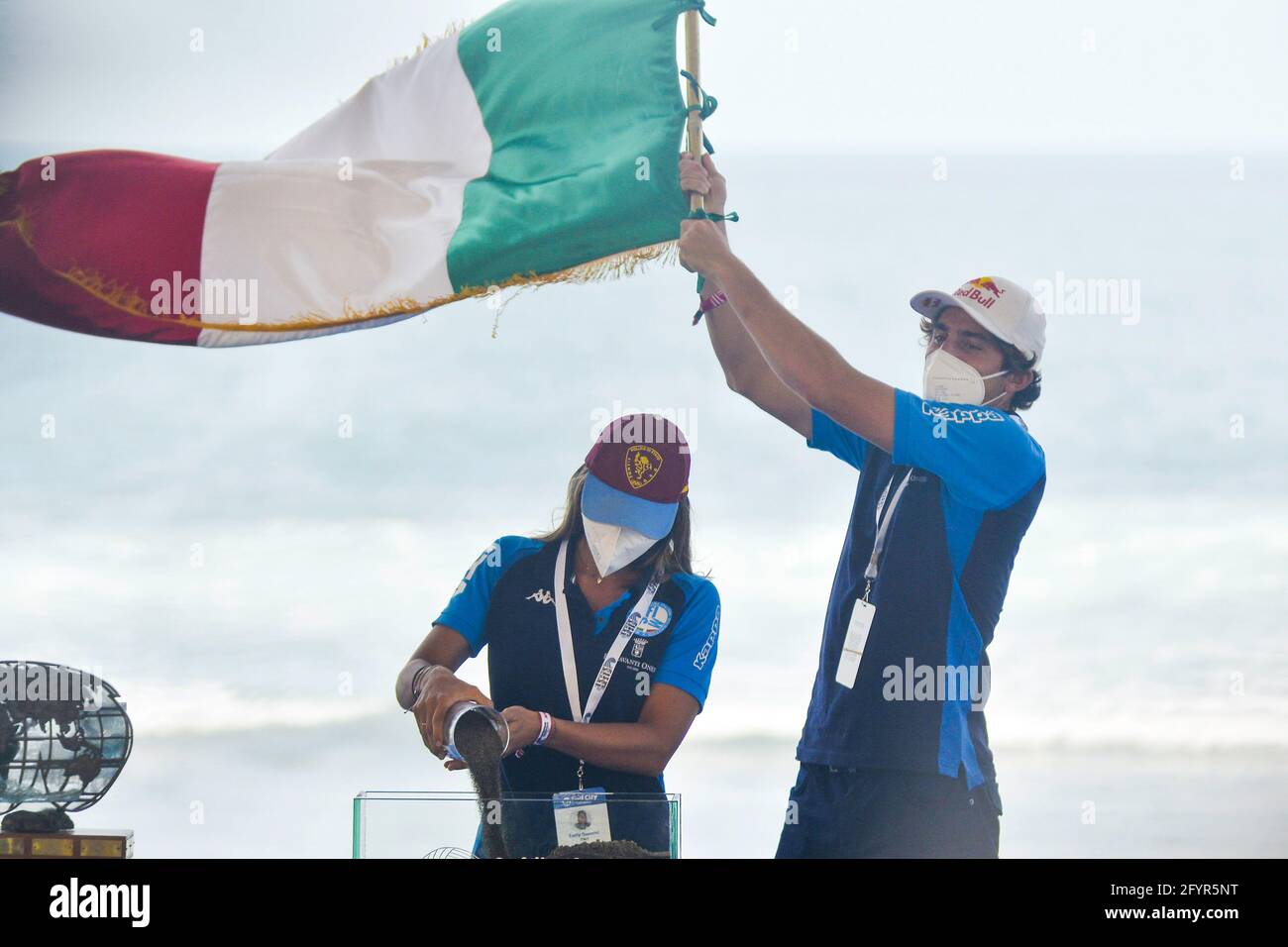 Surfer face mask hi-res stock photography and images - Alamy
