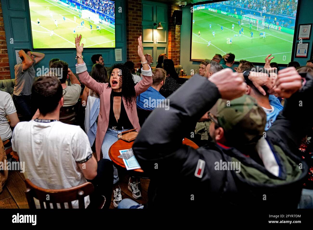 Tib street manchester tavern hi-res stock photography and images - Alamy