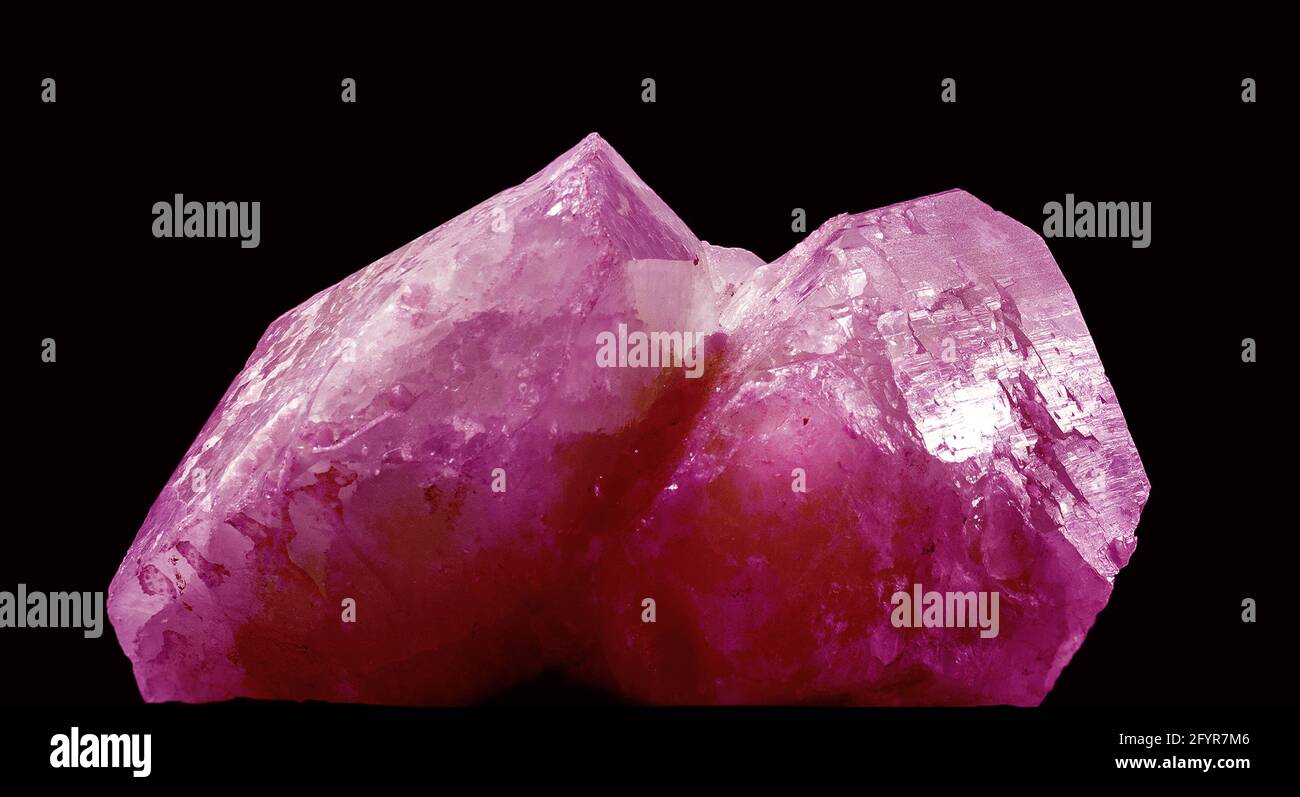 Crystal mountain exhibit hi-res stock photography and images - Alamy