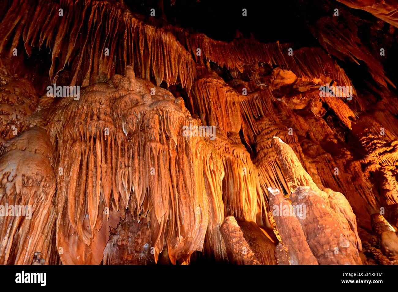 Flowstone formations inside Bridal Cave located in Camdenton, Missouri ...