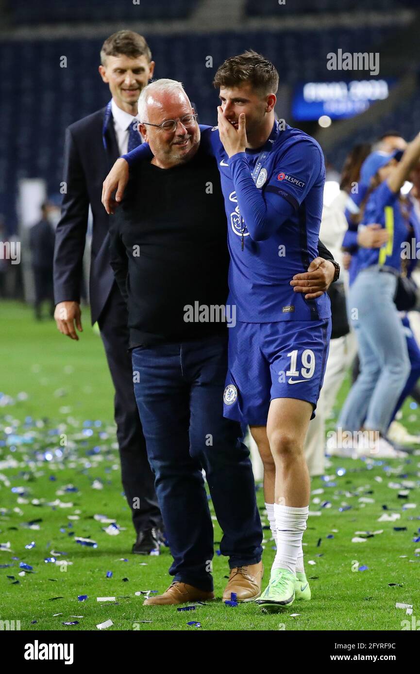 Porto, Portugal, 29th May 2021. Mason Mount of Chelsea enjoys the ...