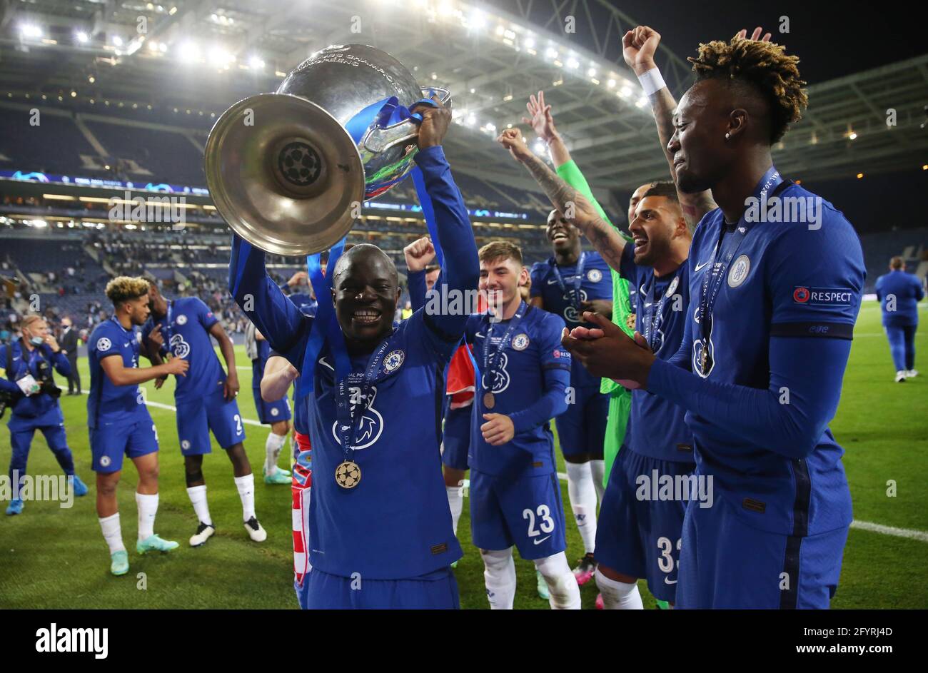 Ngolo kante trophy hi-res stock photography and images - Alamy