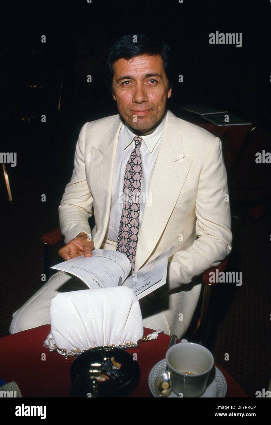 Edward james olmos 1989 hi-res stock photography and images - Alamy