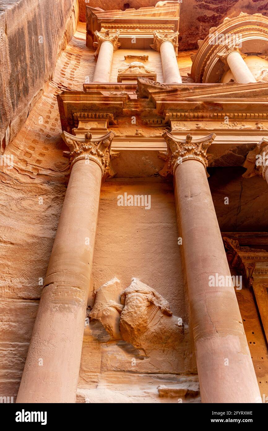 Corinthian Column High Resolution Stock Photography and Images - Alamy