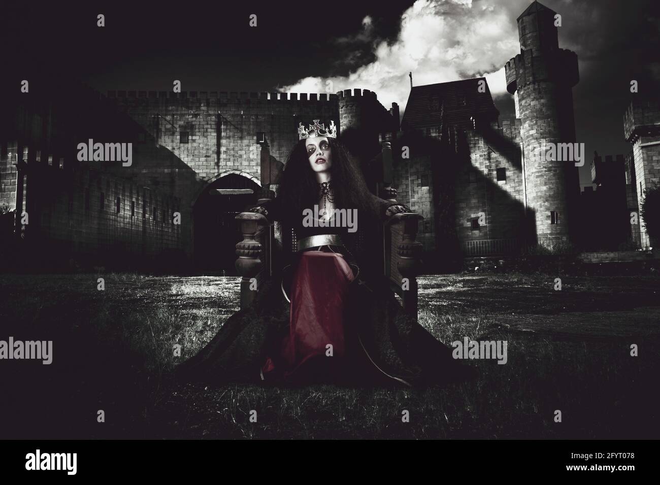 Beauty Queen Crown High Resolution Stock Photography and Images - Alamy