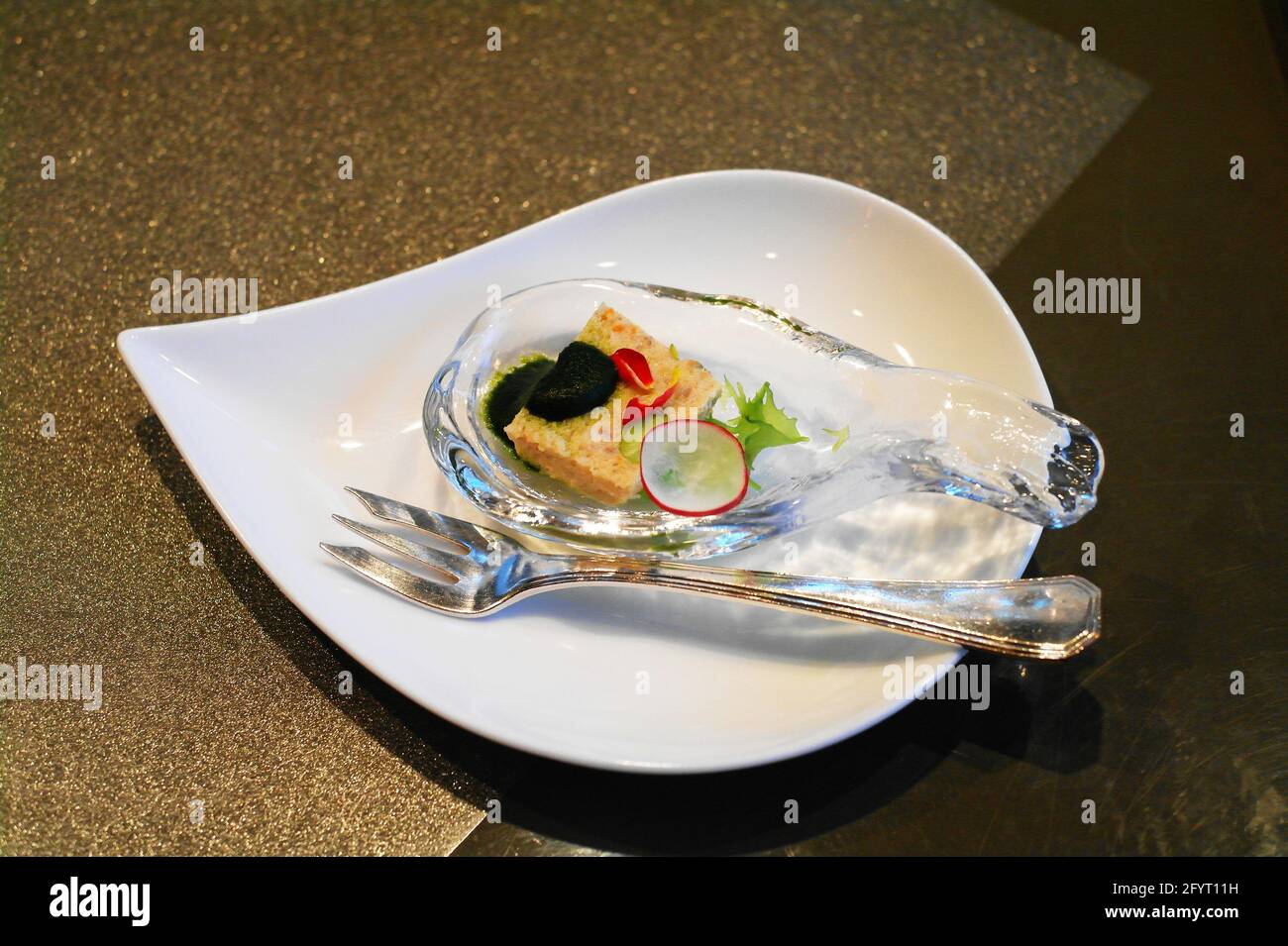 Appetizer in a fine Japanese restaurant Stock Photo - Alamy