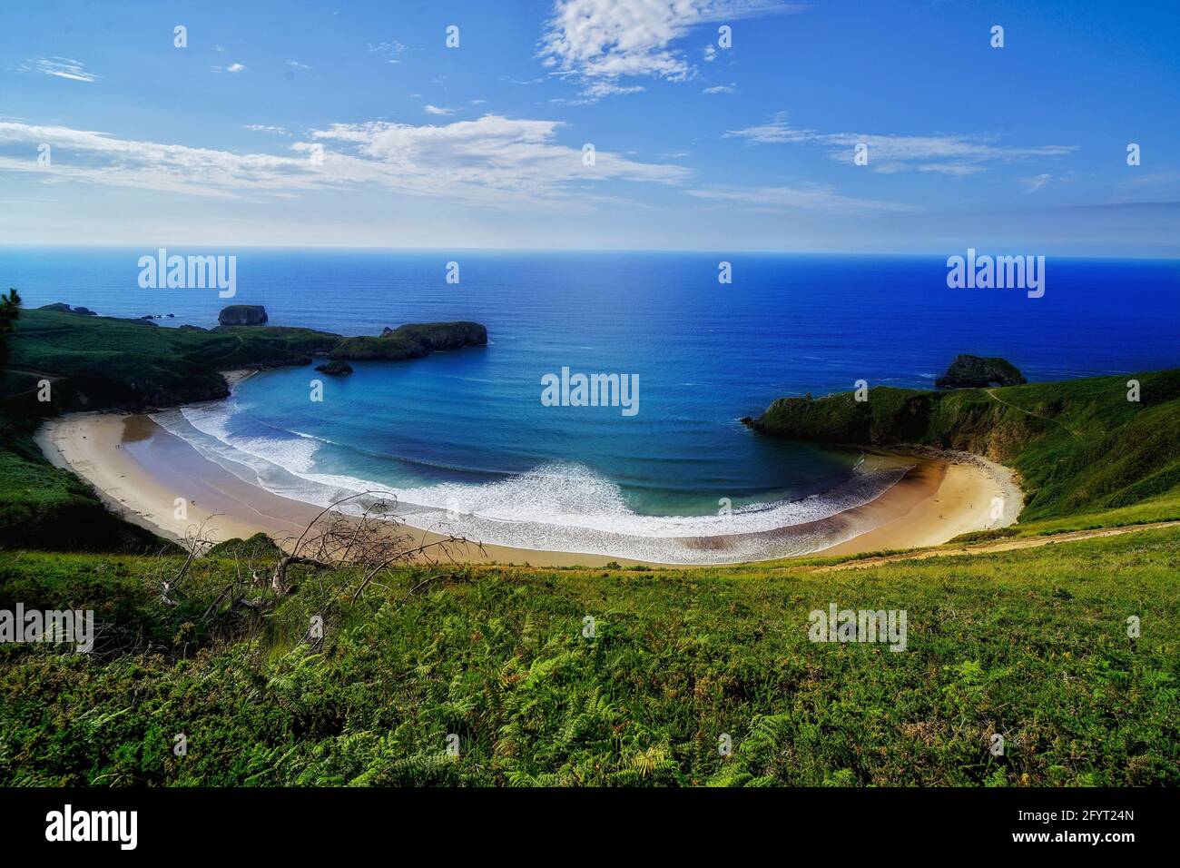 The beach Playa de Torimbia in Niembru, Spain Stock Photo - Alamy