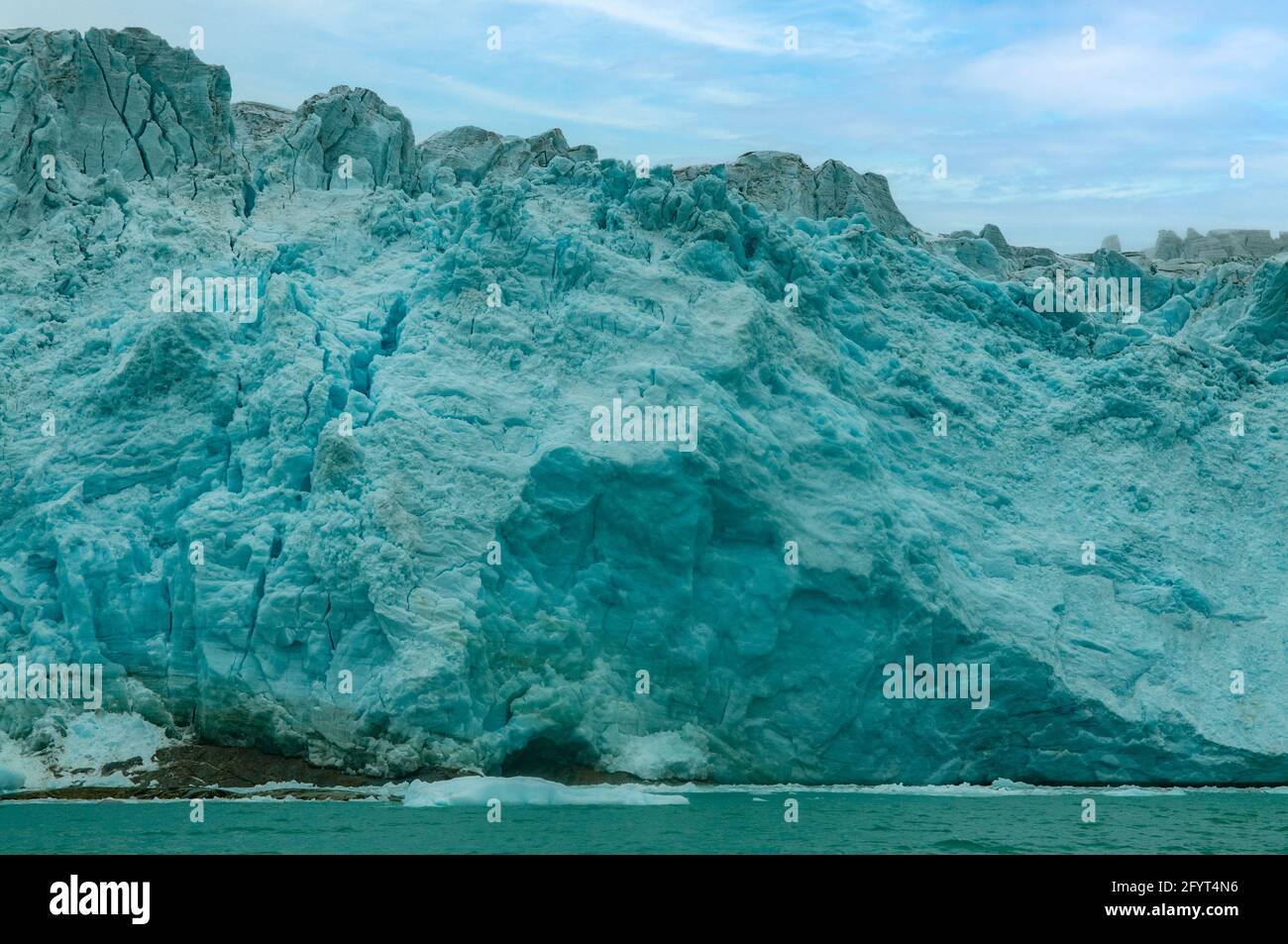 Svitjodbreen Glacier, Svalbard, Norway Stock Photo - Alamy