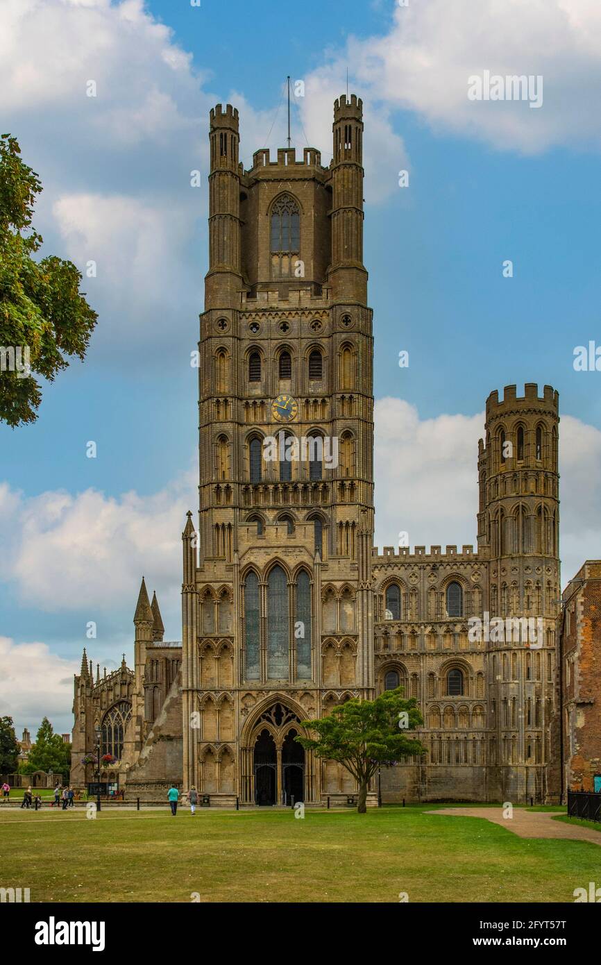 West tower hi-res stock photography and images - Alamy