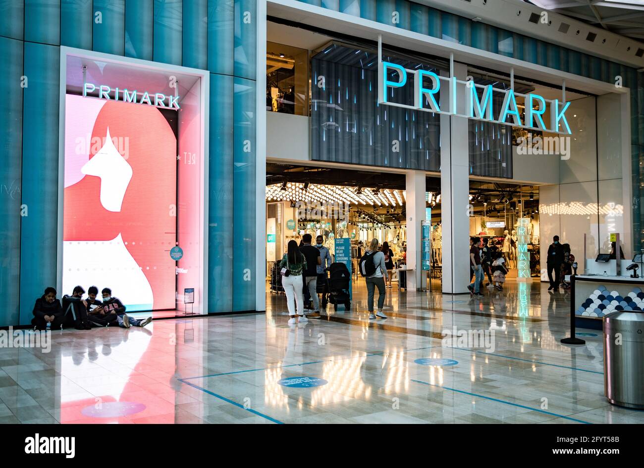Primark inside hi-res stock photography and images - Alamy