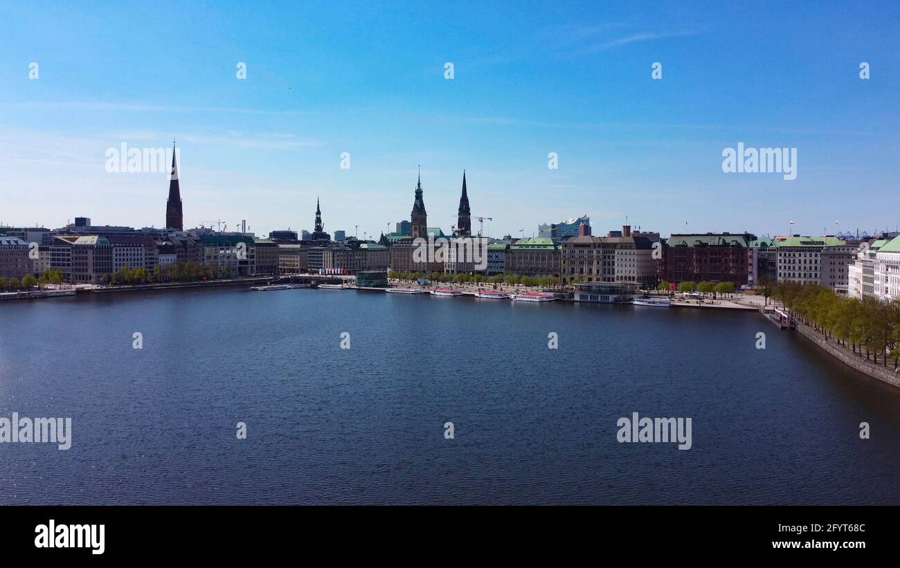 The beautiful city center of Hamburg with Alster River lake Stock Photo ...