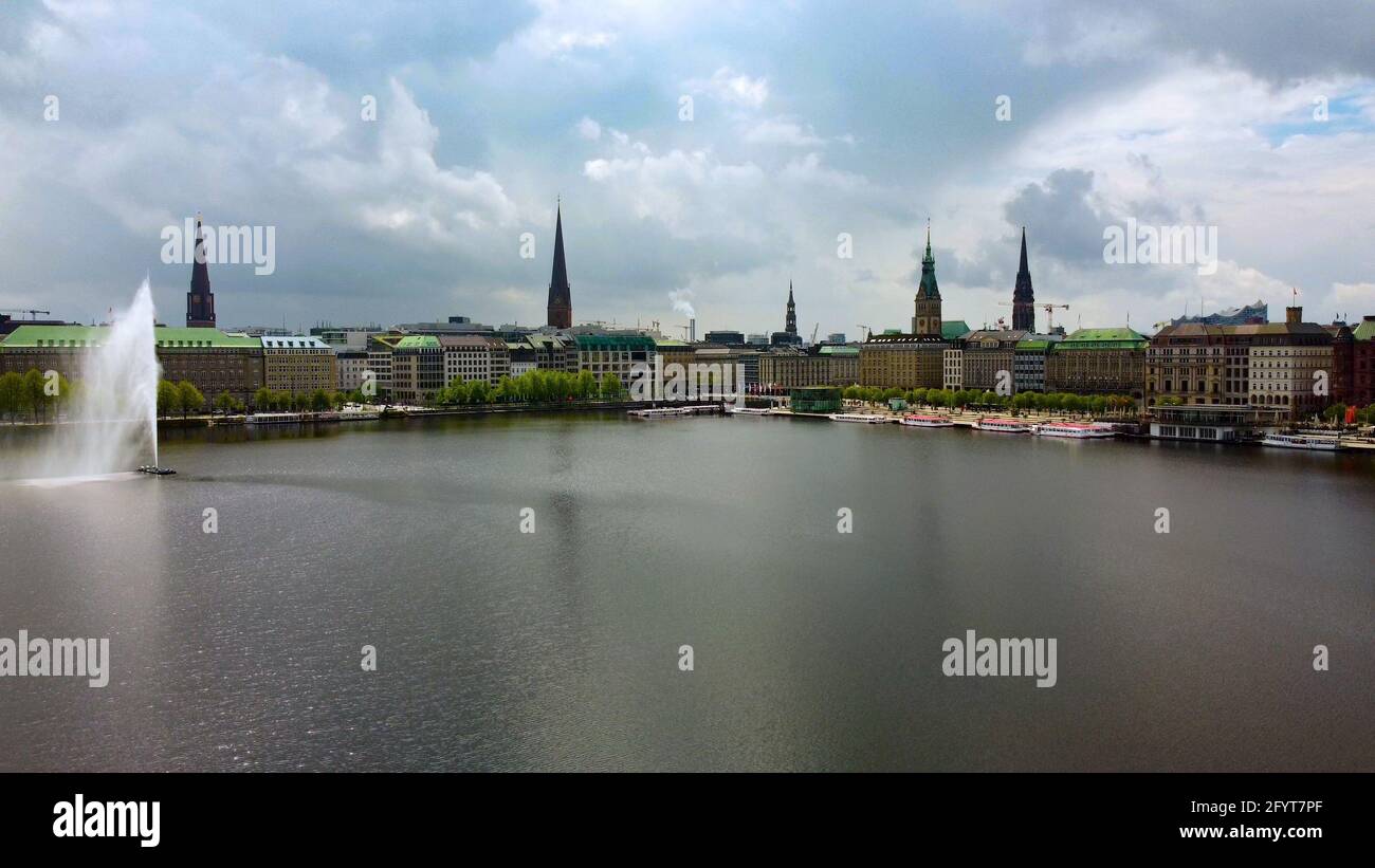 The beautiful city center of Hamburg with Alster River lake Stock Photo ...