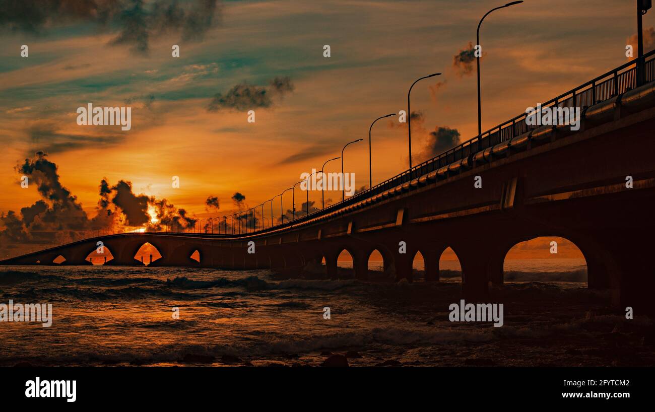 Maldives china bridge hi-res stock photography and images - Alamy